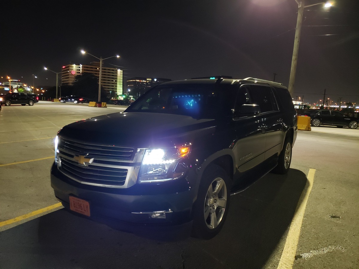 Night on the Town Limo Service | Limo Rockford Transfer